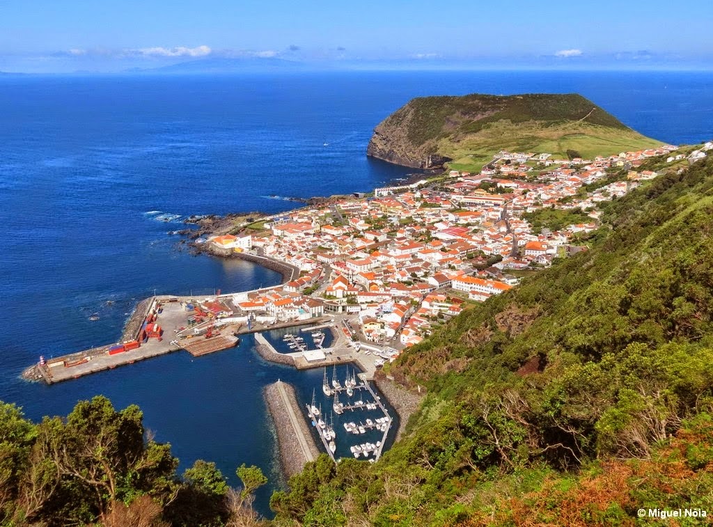 Azores Cruise Club - Cruzeiros nos Açores: Porto das Velas (Ilha de São ...